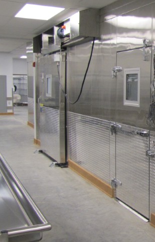 R-Plus Cold Storage Doors - AAA DoorTeks