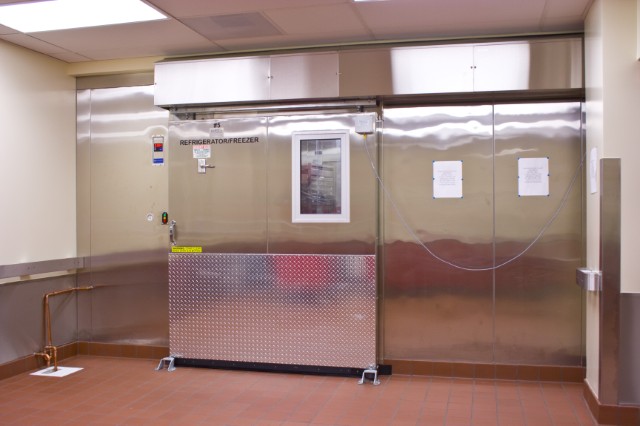 R-Plus Cold Storage Doors - AAA DoorTeks